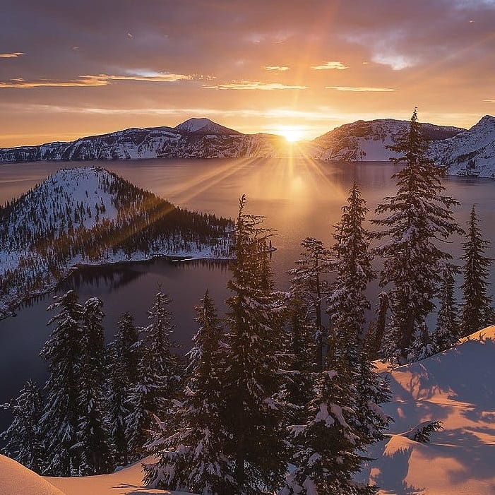 Бог не способен изменять прошлое, а историки способны. С бору по сосёнке 21.