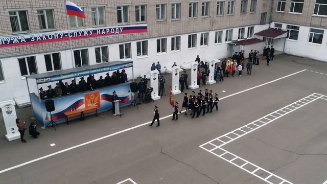 Конкурс на лучшее исполнение строевой песни среди профильных (кадетских) классов