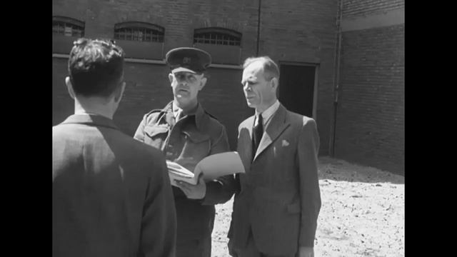 Нацистские преступники перед исполнением приговора. Июнь 1945 г.