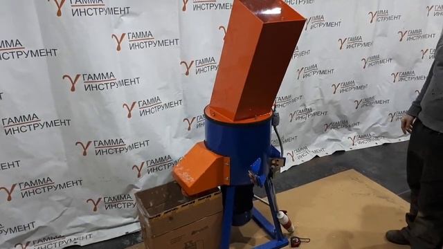 Дробилка дробление стрейч пленки на МИ-500Р измельчение на сетке диаметром 35 мм.mp4