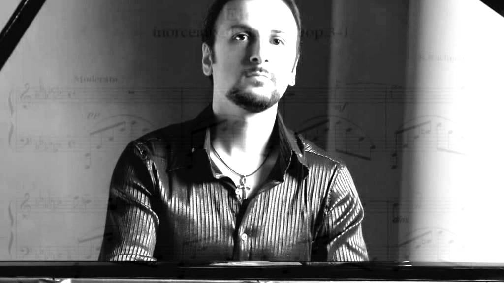 Вазген Вартанян(пиано) С.Рахманинов "Элегия"