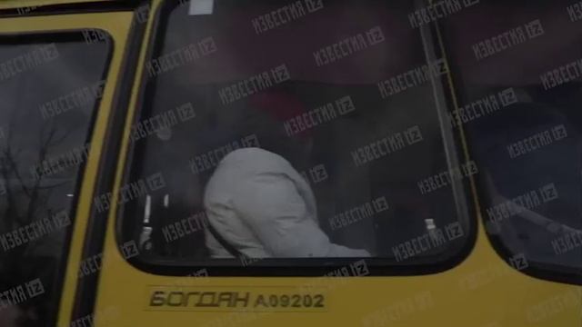 2022-03-21 Беженцы из Мариуполя об угрозе Азова - если уйдёте, камня на камне не оставим.mp4