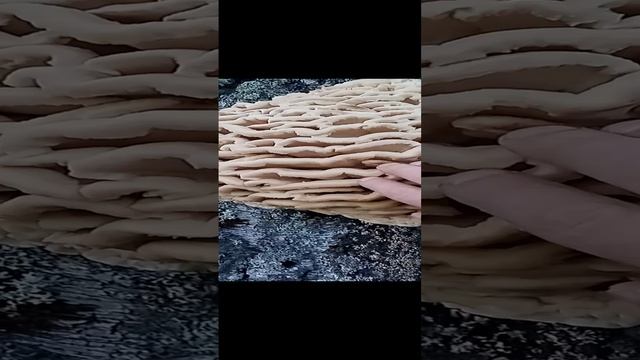 Странный, интересный гриб