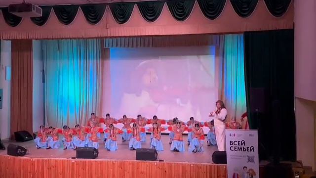 Выступление скрипача-виртуоза Вардана Маркоса в День защиты детей