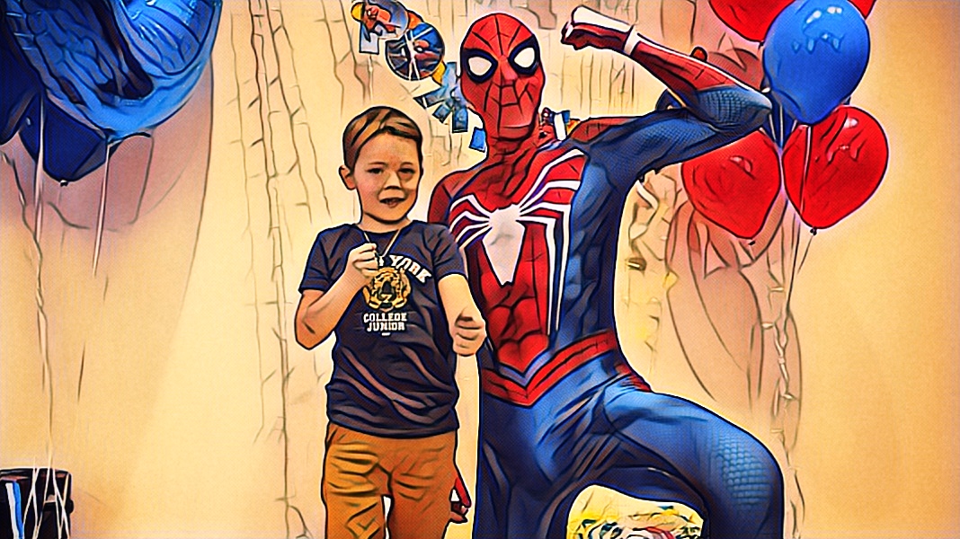 ЧЕЛОВЕК ПАУК В РЕАЛЬНОЙ ЖИЗНИ! SPIDER MAN IN REAL LIFE!ЧЕЛОВЕК ПАУК НЕТ ПУТИ! ДЕНЬ РОЖДЕНИЕ ДИМЫ!