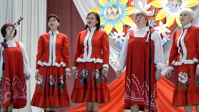 Ансамбль _Отрада_  _Сиреневой порошею_.mp4