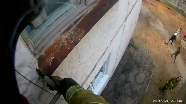 Подняли  бабушку в  квартире.mp4