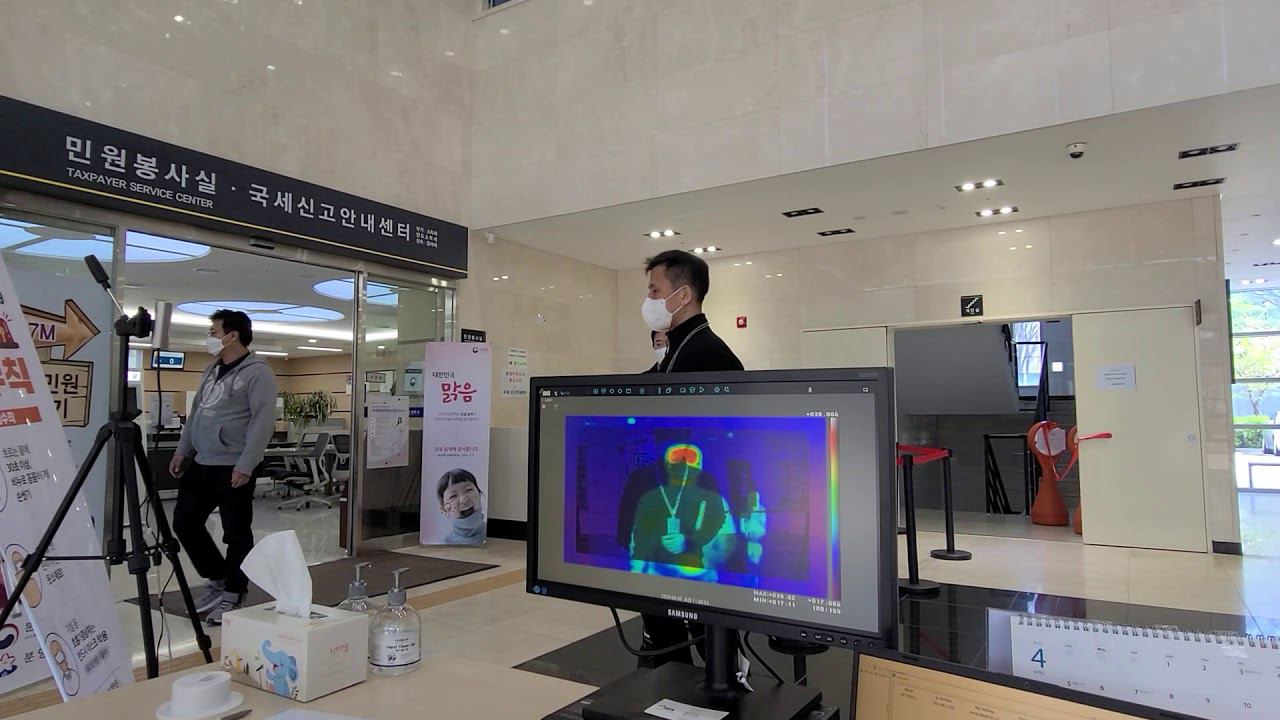 Демонстрация измерения тела тепловизионной IP-видеокамерой IDIS DC-TH2011WR