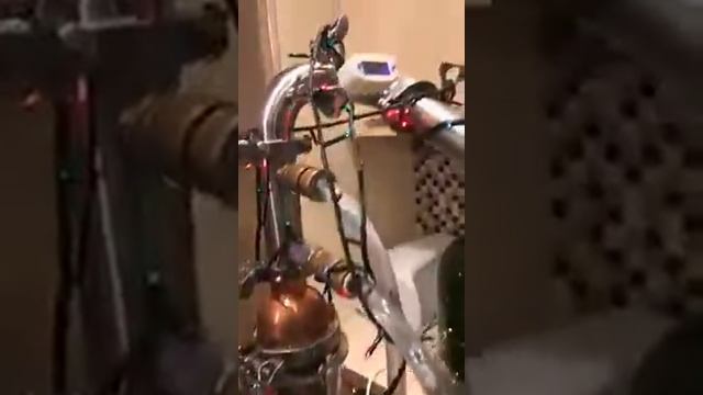 Новогодний самогонный аппарат! Смех! Смотреть всем!