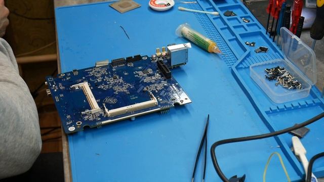 Ремонт Synology DS918+  Repair Synology DS918+  Synology не видит сеть  Synology not working