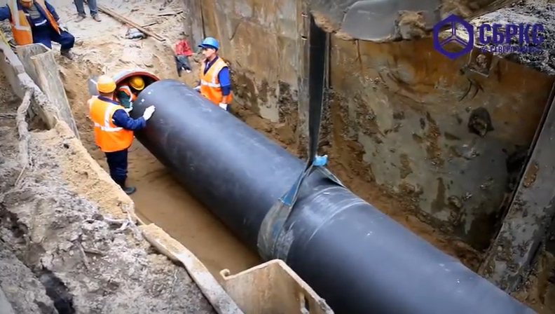 Монтаж водовода из ВЧШГ Ду 1000 мм. СПб, ул Чугунная, 2012