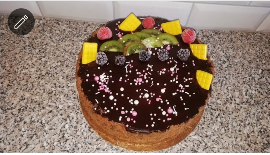 НУТЕЛЛА очень шоколадный торт.Надо приготовить.