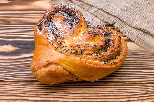 ПЛЮШКИ С МАКОМ