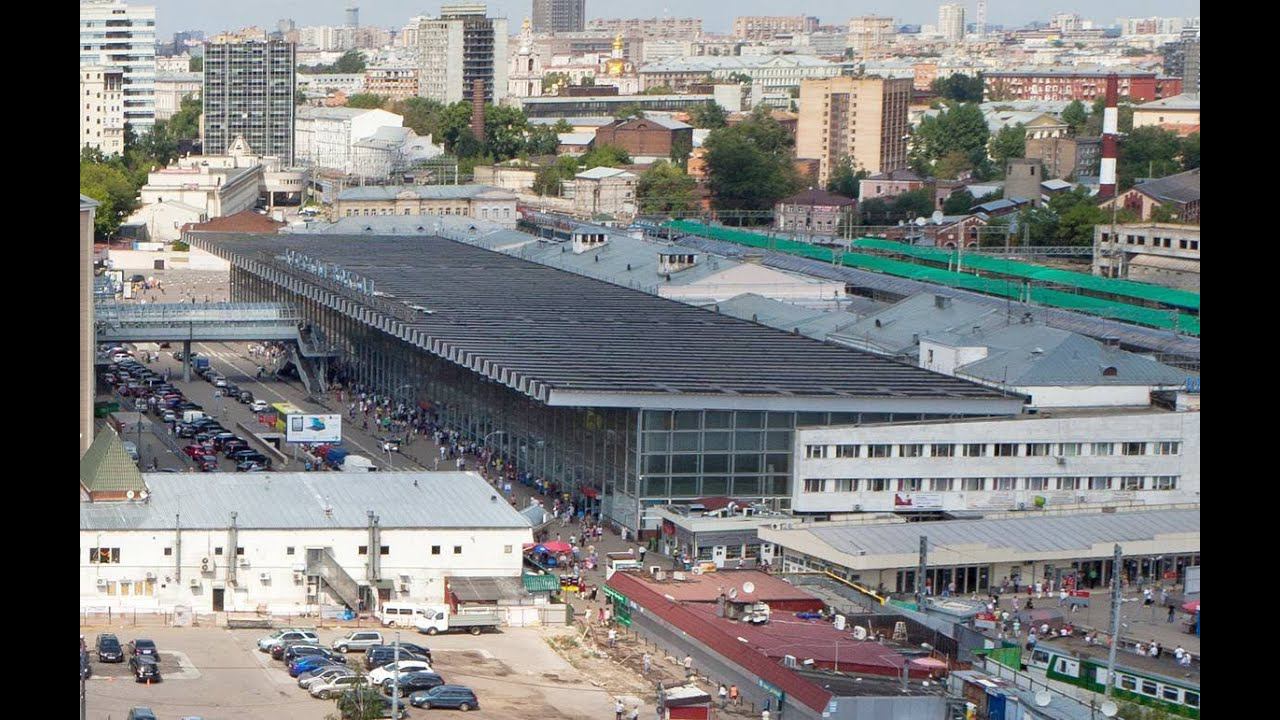 Курский вокзал. Удивляет обывателя.