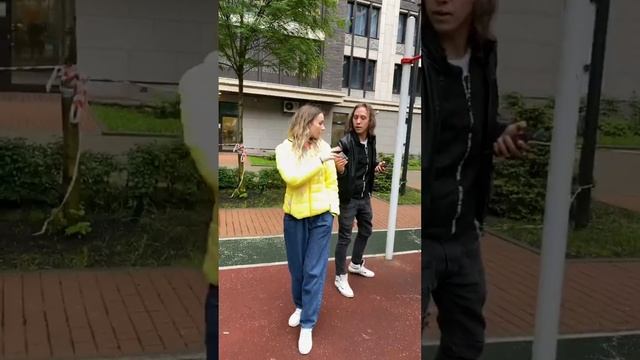 Девушка с хорошей смекалкой