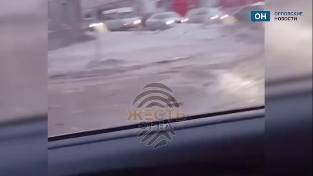 В Орле внедорожник попал в жесткую аварию