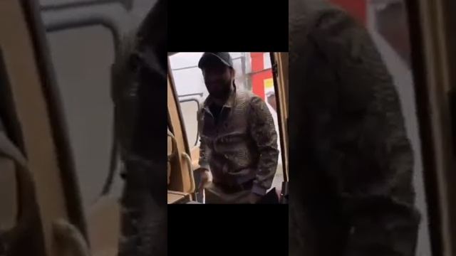 Оригинал _это че за анаконда иууу