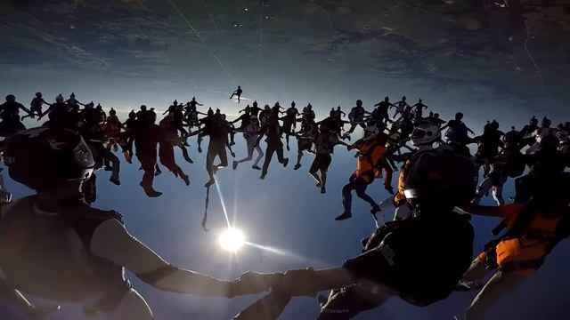Мировой рекорд по прыжкам с парашютом \ Skydive Formation World Record