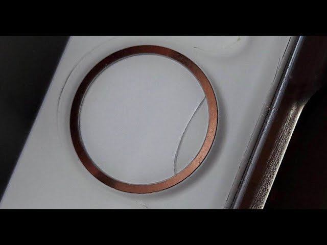 Первый брак iPhone 8 - треснула кнопка home