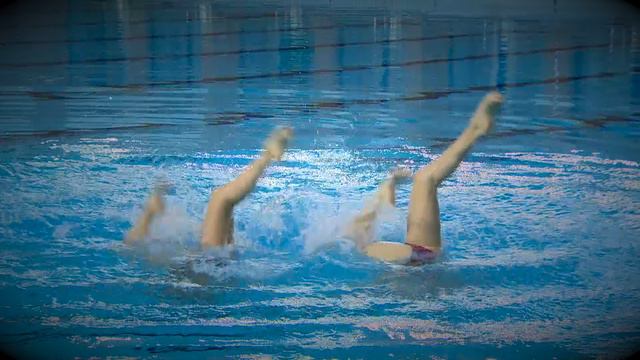 Артистическое плавание. О микст-дуэте сборной России. Фрагменты тренировок и выступления.