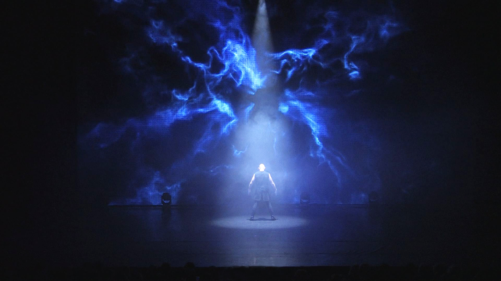 Фрагмент1 из программы Замок иллюзий. Москвоский мюзик-холл.