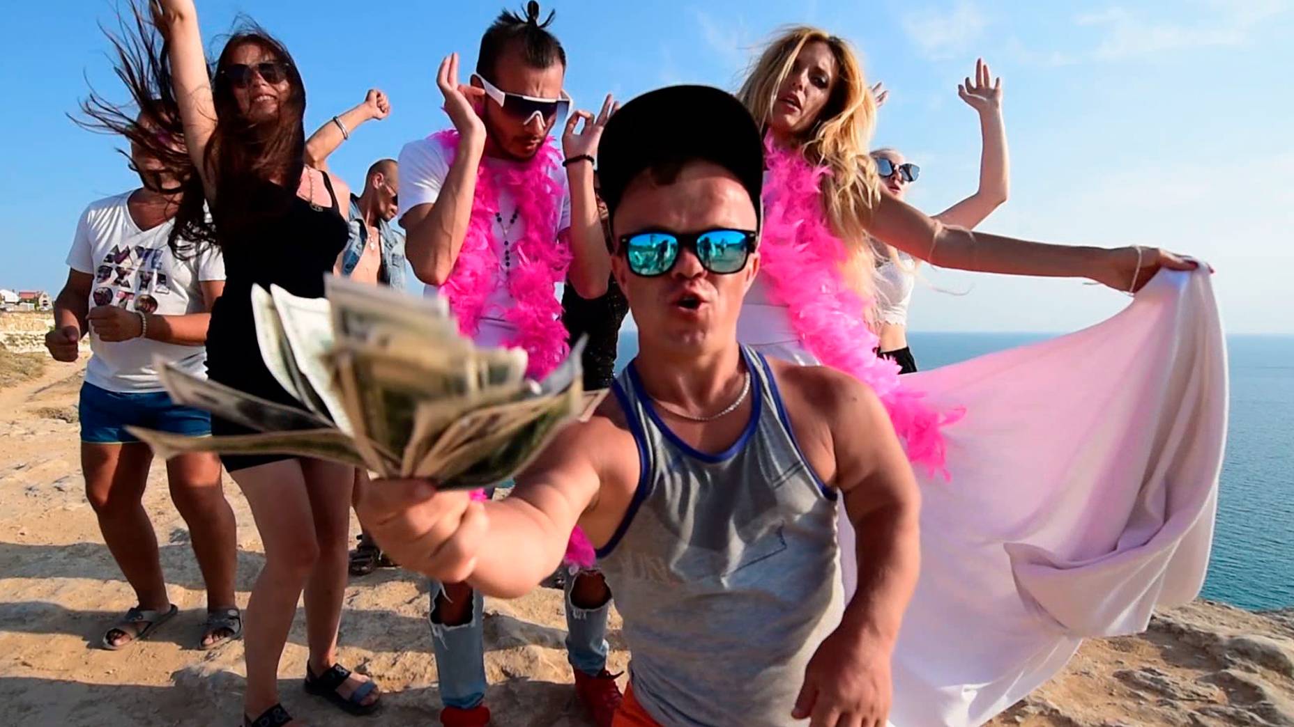 Дима Гуччи, Изольда, Влад Winsome - Мамахуана