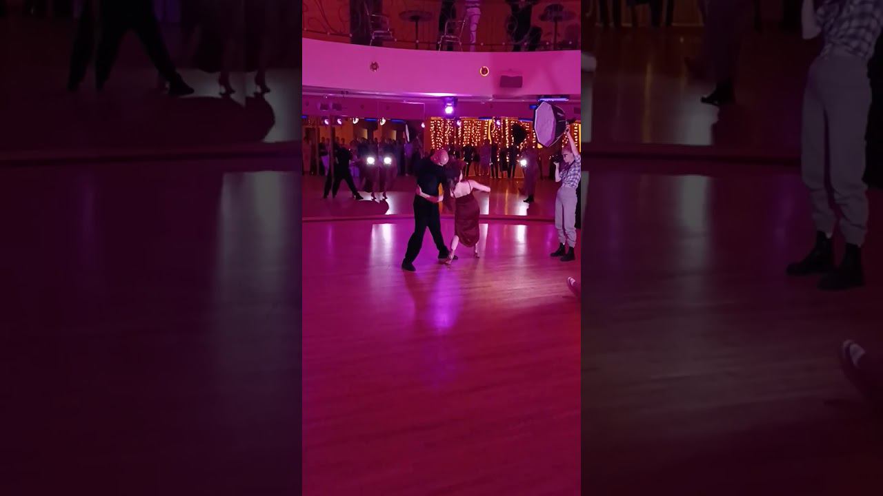 Бачата от Полины Пановой и Максима Коневца