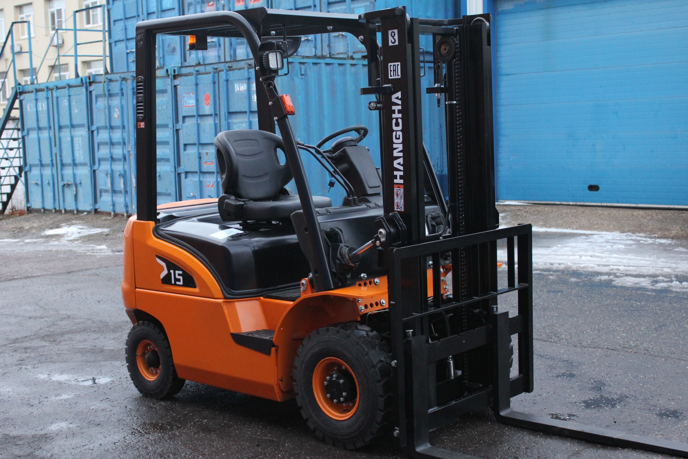 Дизельный погрузчик HANGCHA CPCD15-XRW10.mp4