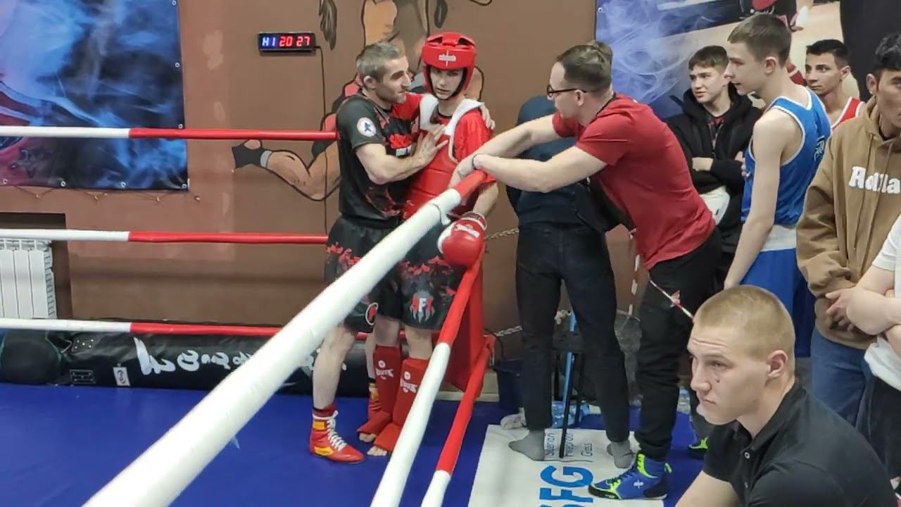 Бекреев Константин "PS" (кр.) vs Табатчиков Даниил "Чемпион" (син.)