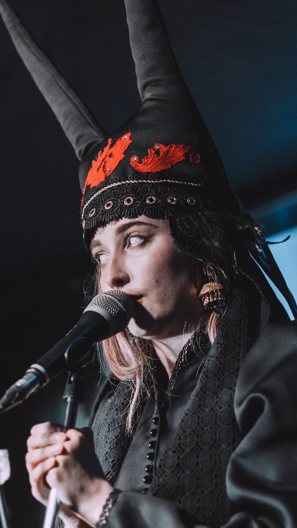 N.Tesla - За занавесом