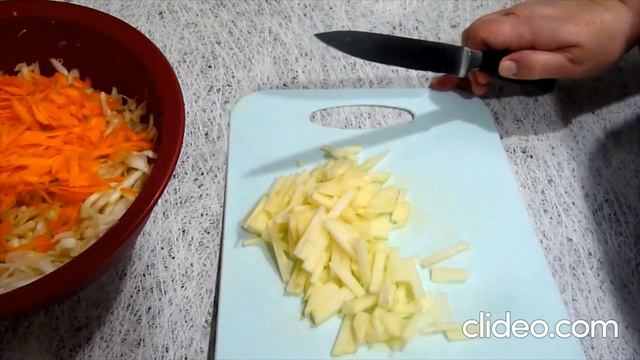 Постное меню/ Салат из капусты с яблоком и морковью/Бюджетное и простое блюдо
