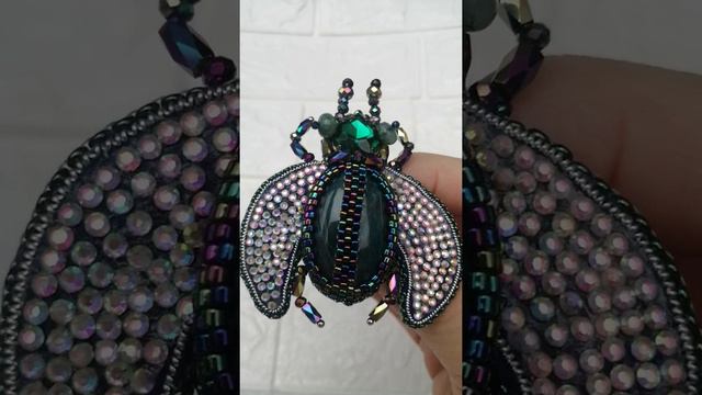 Брошь Жучок