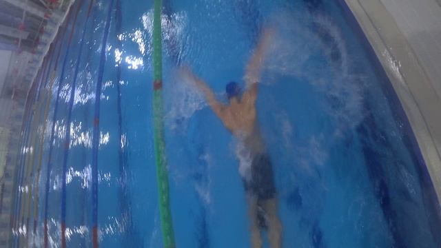 Плаваем упражнение "руки баттерфляй"