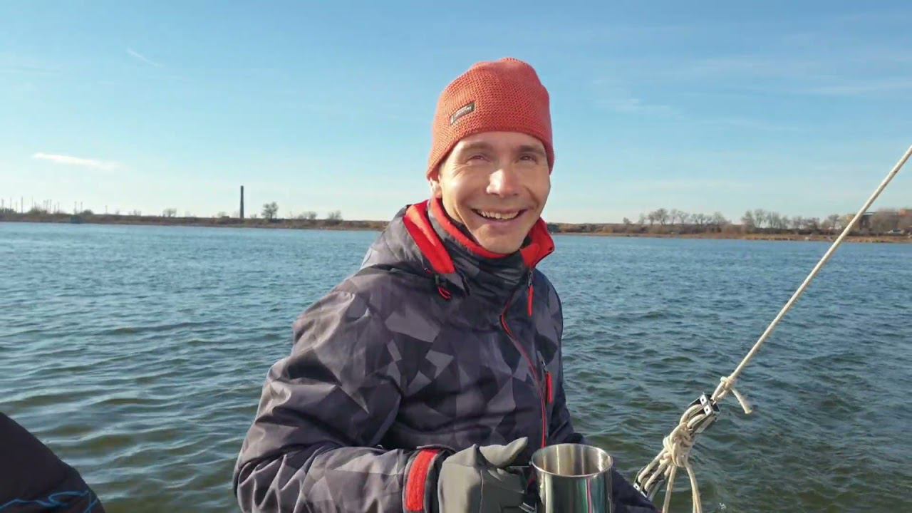 Зимний поход на яхте микро-рикошет "Куин". 3 декабря 2021.