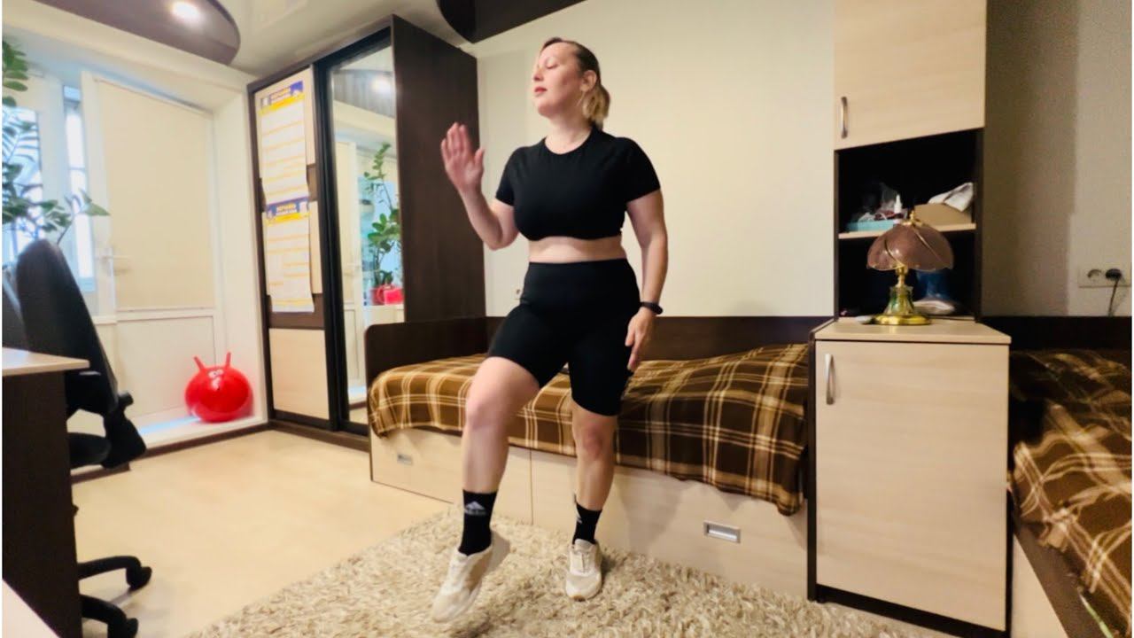 ДЕНЬ 8. Домашняя тренировка. Вернёмся к КИТАЙСКОЙ ЖИРОТОПКЕ. Всего 12 мин, а я вся сырая. ПЛЯШЕМ)))