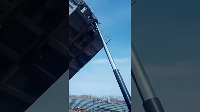 Гидроцилиндр АТЛ 157 4 5185 на самосвал Scania 4-х осн