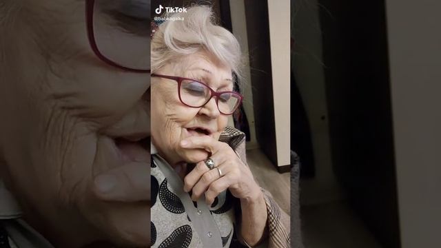 АНЕКДОТ..........