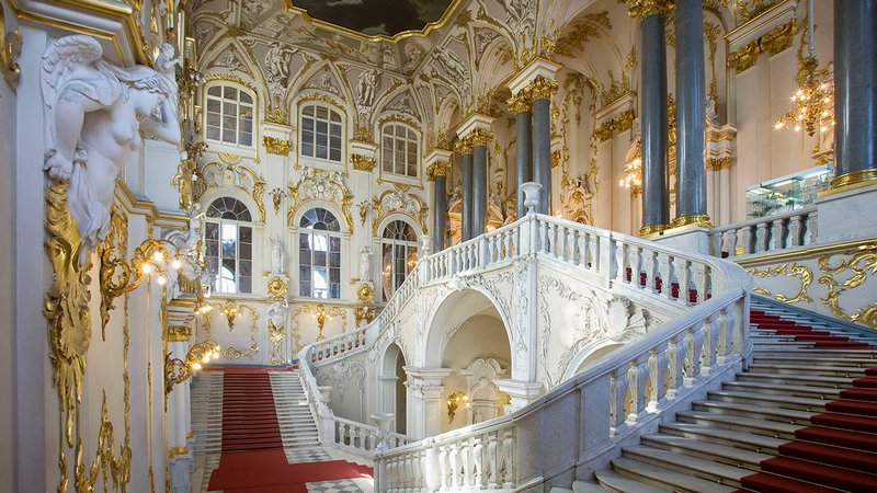 В Эрмитаже.