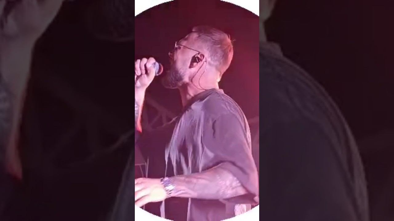 Зомб эта ночь накроет нас будто лавина