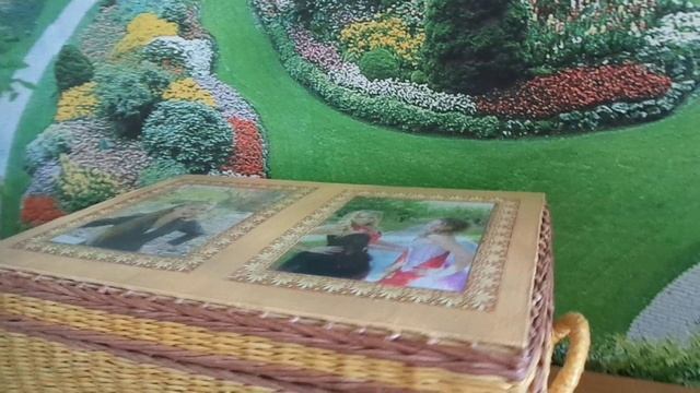 💃🧺 Сундучок -- плетение из газетных трубочек, декупаж.