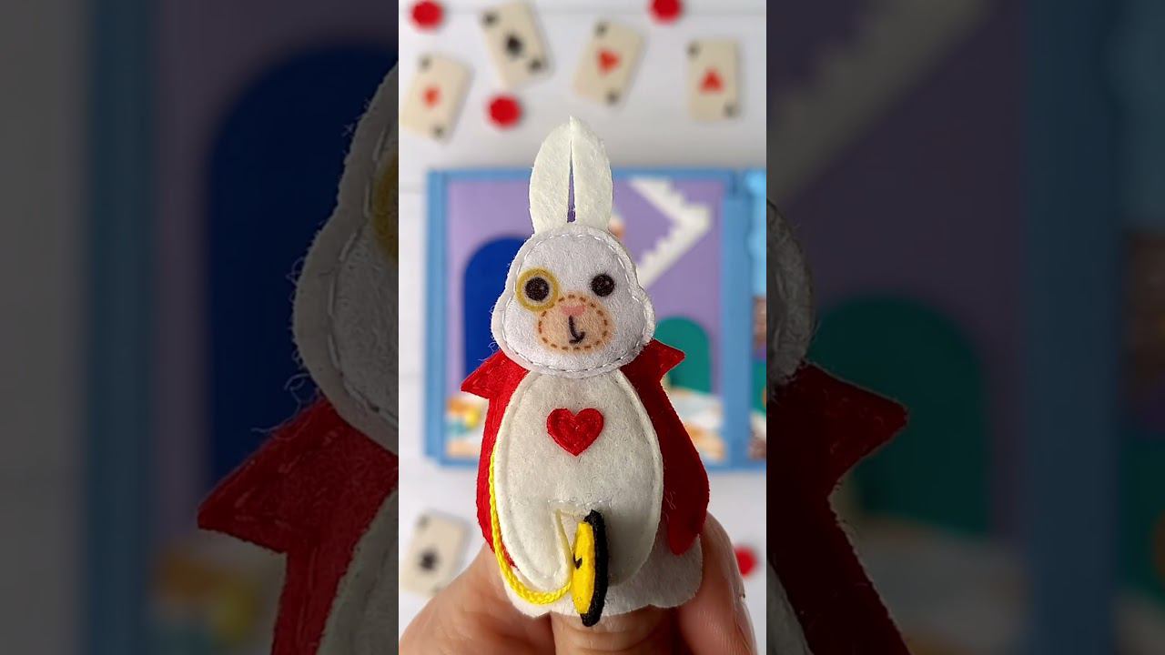 Алиса в стране чудес. Книга из фетра