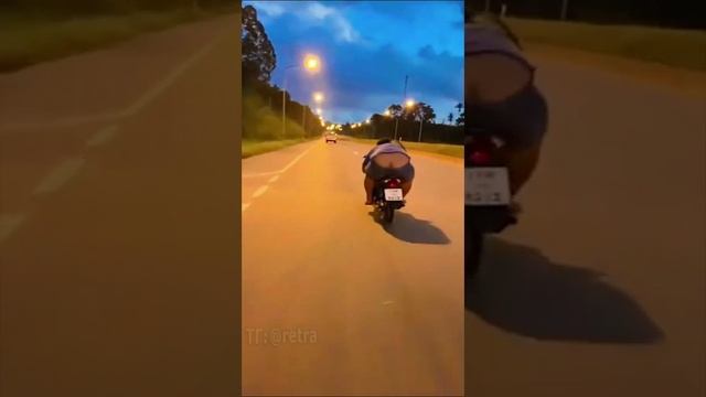 VID_20230103_175648_612.mp4