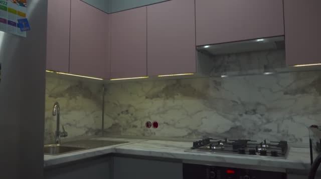 СУПЕРвместительная  МИКРОкухня. Вот что получилось.  Очень удобная