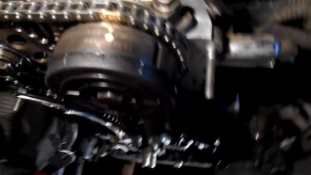 Geely Emgrand1zz fe  джили эмгрант замена цепи,фазы грм Часть 4.mp4