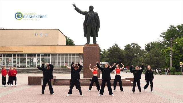 Студия танца Андрея Павлова. Группы Blockbuster и Open stars - «Донбас за нами!» Джанкой 2022.mp4