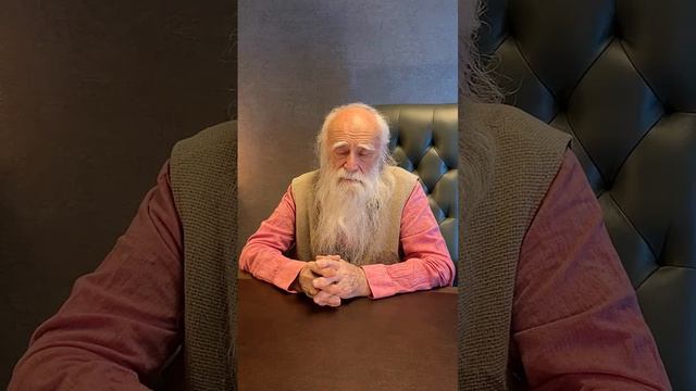 Лев Клыков о знаках зодиаках которым нельзя носить кольца и цепи #левклыков #психология (720p)