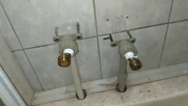 Треш квартиранты вынесли буквально всё.