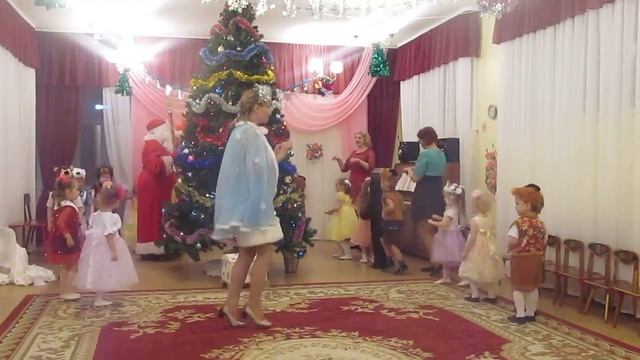 Ванятка. Утренник. Новый 2017 год! [LkCE0JVqK20].mp4