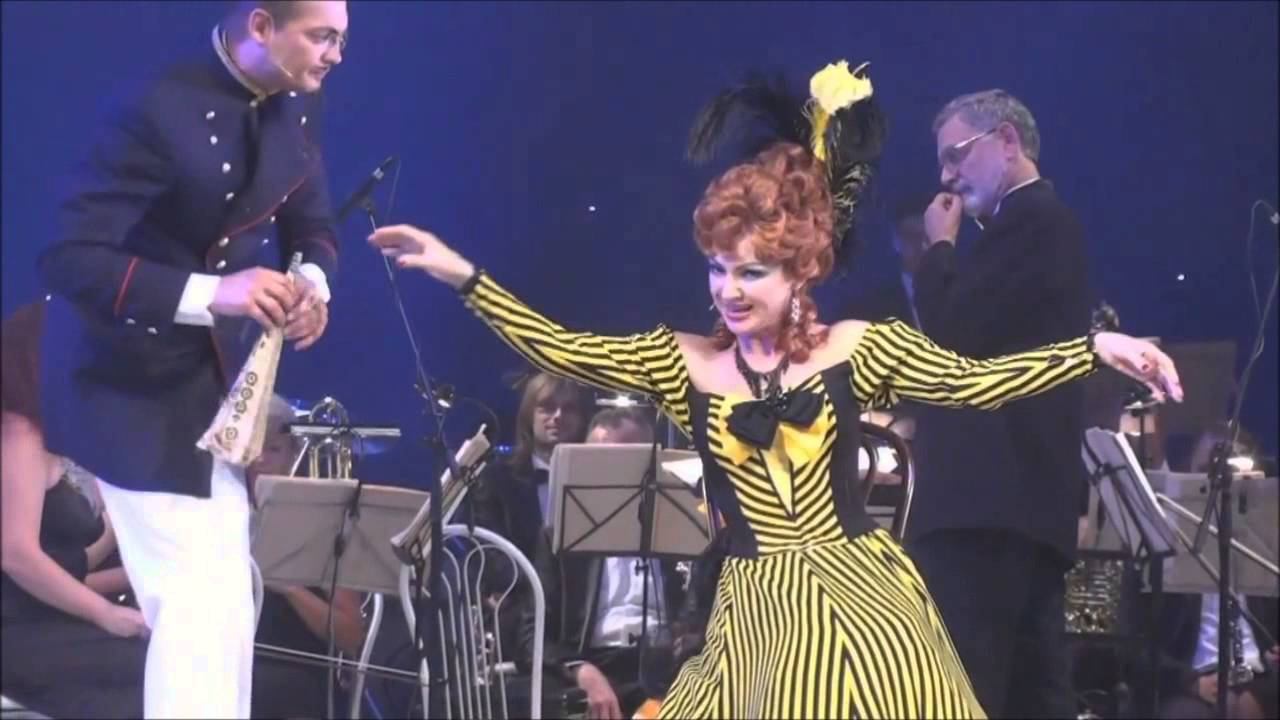 сцена и дуэт Змеюкиной и Ятя "Свадьба с генералом" Е.Птичкин