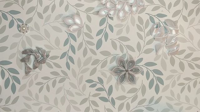 Ободок из атласной ленты и парчи.